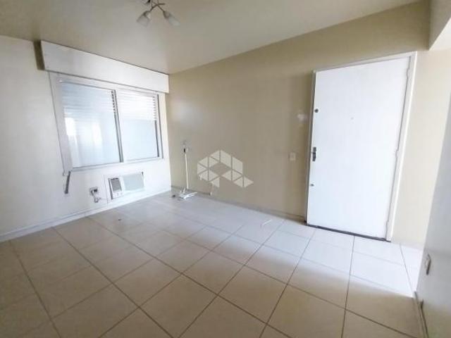 Apartamento de 2 dormitórios, 1 vaga de estacionamento escriturada no bairro Jardim Lindóia
