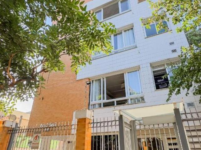 Apartamento de 2 dormitórios, 1 vaga dupla e elevador no bairro Santa Cecília