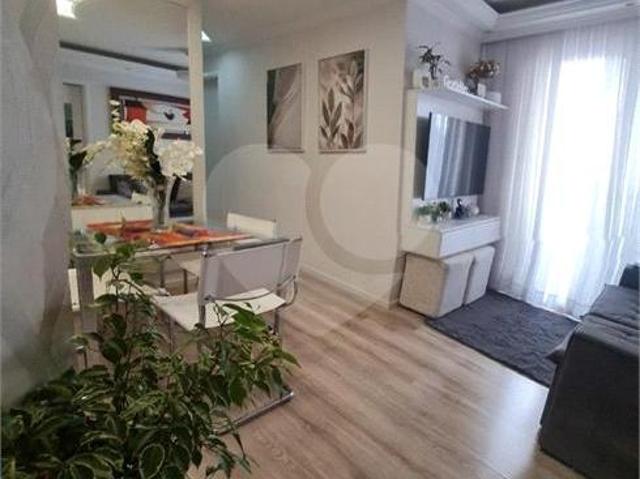 Apartamento de 2 dormitórios 1 vaga e condomínio com lazer