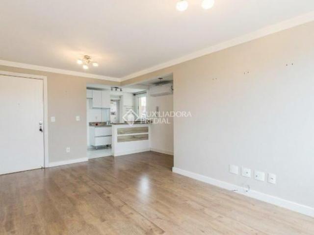 Apartamento de 2 dormitórios, 1 vaga escriturada