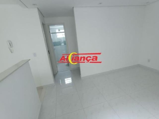 Apartamento de 2 dormitórios, 1 Vaga, Parque Santa Clara Vila Alzira / Guarulhos