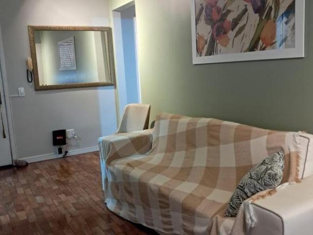 Apartamento de 2 dormitórios