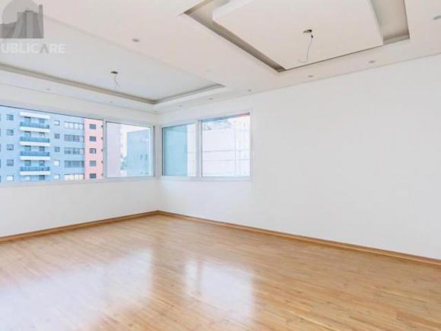 Apartamento de 2 dormitórios, 2 vagas e elevador no bairro Passo da Areia
