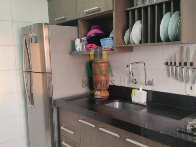 Apartamento de 2 dormitórios