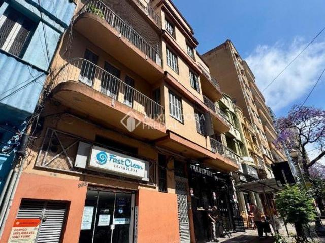 Apartamento de 2 dormitórios 51m2 privativos no bairro Centro Histórico