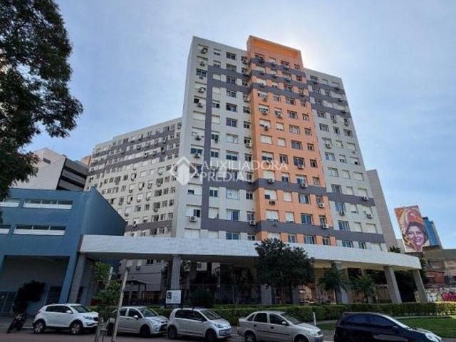 Apartamento de 2 dormitórios 53m2 privativos 1 vaga de garagem no bairro Centro Histórico