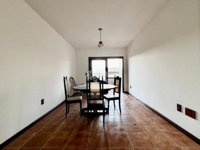 Apartamento de 2 dormitórios/quarto + dependência de empregada, sacada de frente