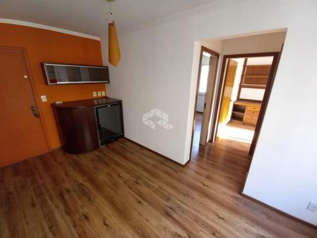 APARTAMENTO DE 2 DORM/QUARTOS NA CIDADE BAIXA COM ELEVADOR