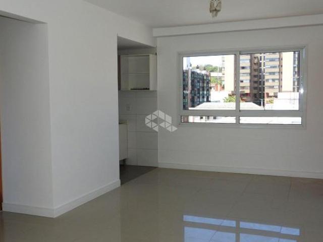APARTAMENTO DE 2 DORM/QUARTOS COM 2 VAGAS DE GARAGEM NO MENINO DEUS