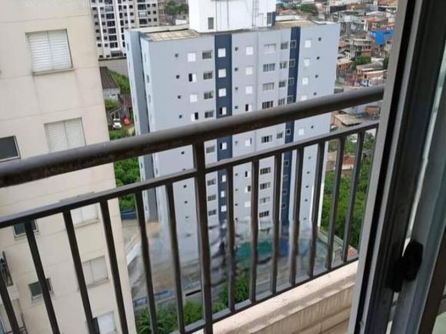 Apartamento de 2 Dorms. c/ Terraço e vaga em Osasco