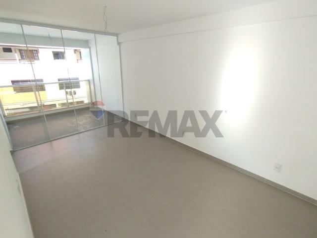 Apartamento de 2 quartos, 2 banheiros, 1 suite, 2 vagas de garagem, para locação entre Bairro de Fatima e Jardim Camburi