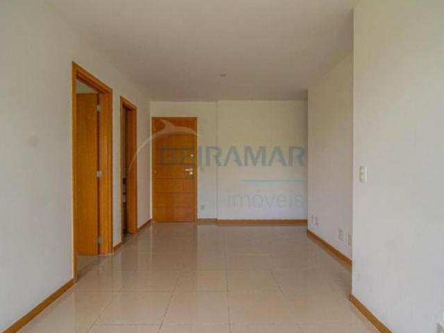 Apartamento de 2 Quartos 2 Suítes, À Venda Noroeste