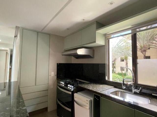 Apartamento de 2 quartos, 72 m², com reforma de alto padrão no Life Resort