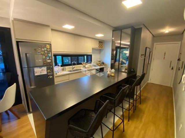 Apartamento de 2 quartos, 85 m2, suíte, 2 vagas, no Higienópolis a 8 min Zaffari