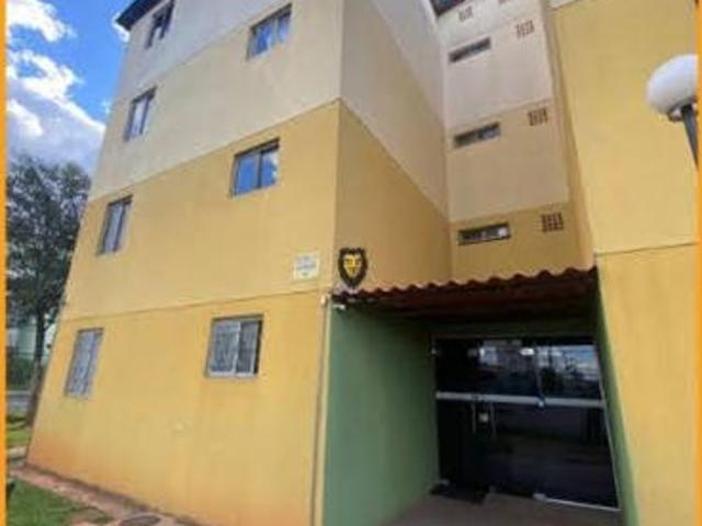 Apartamento de 2 Quartos com Cozinha Planejada, próximo ao Metrô Samambaia / Distrito Federal