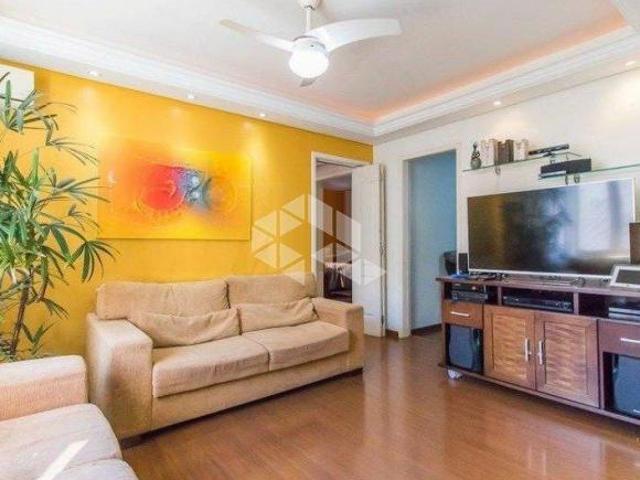 Apartamento de 2 quartos com dependência e garagem no Auxiliadora próximo a Carlos Gomes, Anita Gari