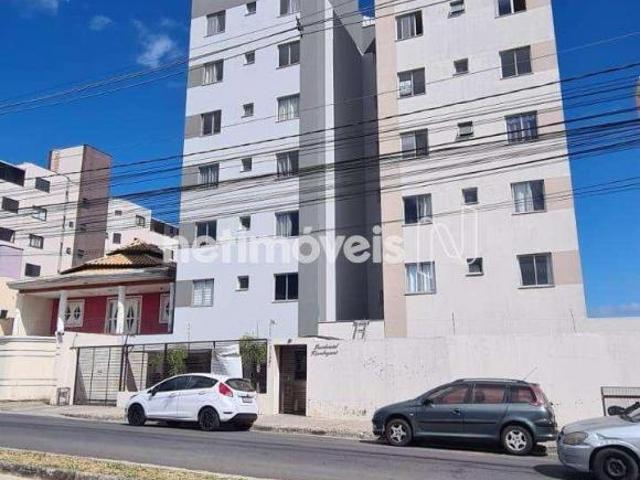 APARTAMENTO DE 2 QUARTOS COM ELEVADOR NO ALVORADA