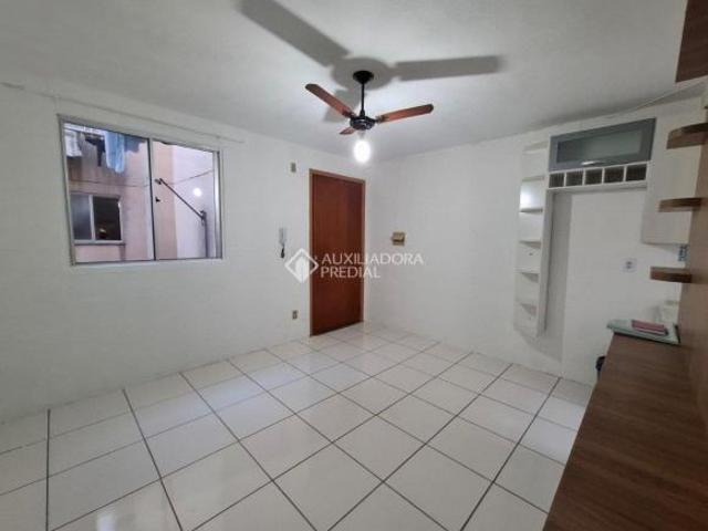 Apartamento de 2 quartos com garagem próximo a FAPA