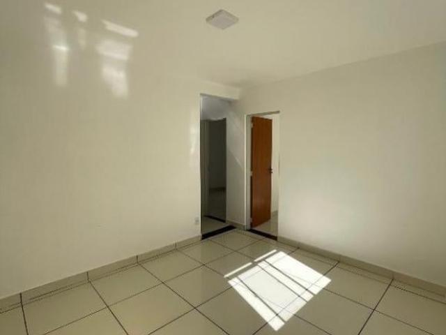 Apartamento de 2 Quartos com Localização Privilegiada em Prudente de Moraes!