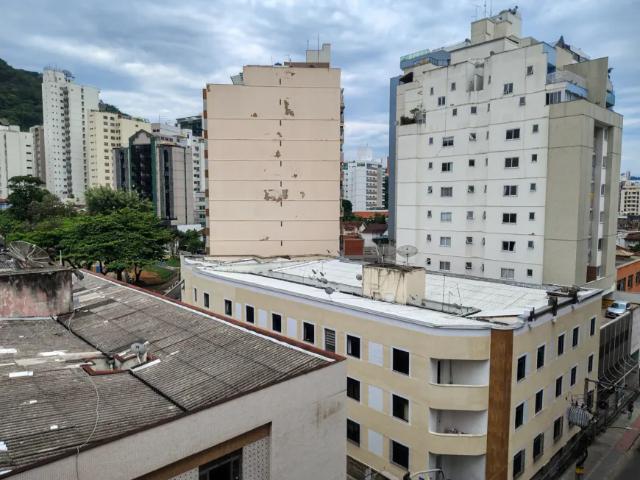 Apartamento de 2 quartos com planejados para venda