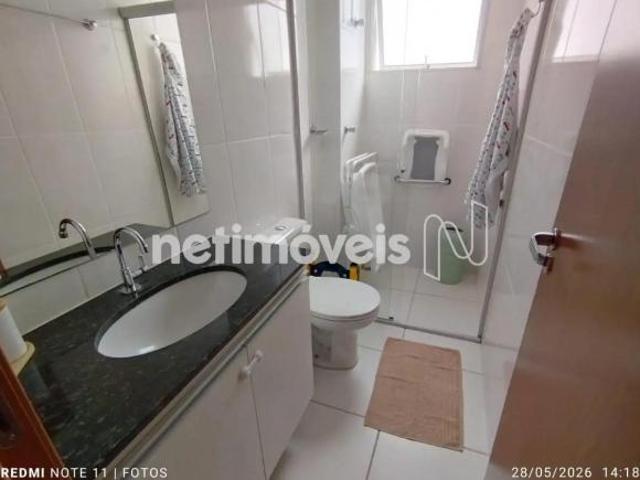 APARTAMENTO DE 2 QUARTOS COM SUÍTE NO MANACÁS