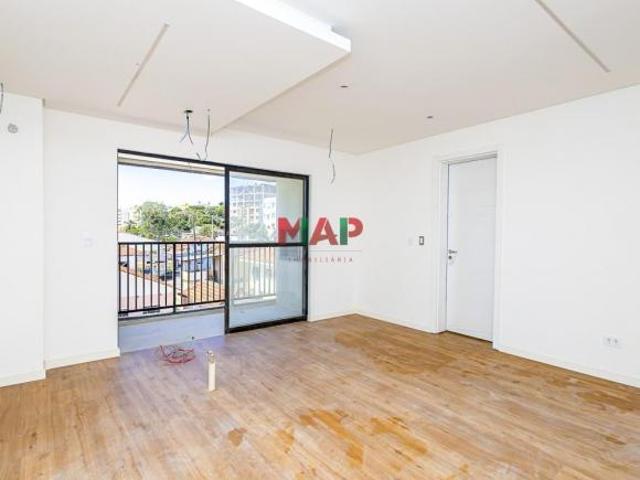 Apartamento de 2 quartos com suíte ao lado do Parque Bacacheri