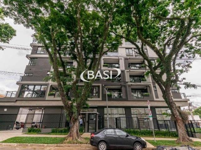 Apartamento de 2 quartos com suite e sacada com churrasqueira