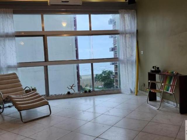 Apartamento de 2 quartos com suíte e vaga de garagem no Gonzaga, Santos SP: excelente oportunidade!