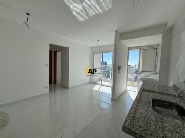 Apartamento de 2 quartos com suíte e varanda gourmet em Jardim Marilu, Carapicuí