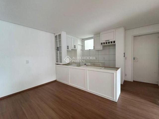 Apartamento de 2 quartos com sacada/churrasqueira, elevador e vaga coberta no bairro Operário NH