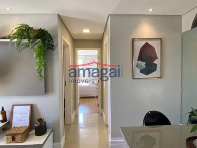 Apartamento de 2 Quartos com saíte para venda Pq. Industrial