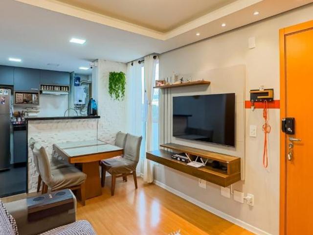 Apartamento de 2 quartos com vaga à venda no bairro Morro Santana em Porto Alegre
