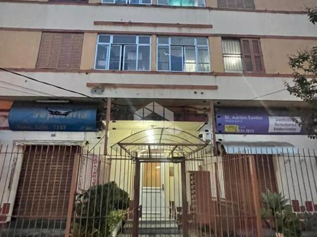 Apartamento de 2 quartos com vaga à venda no Menino Deus