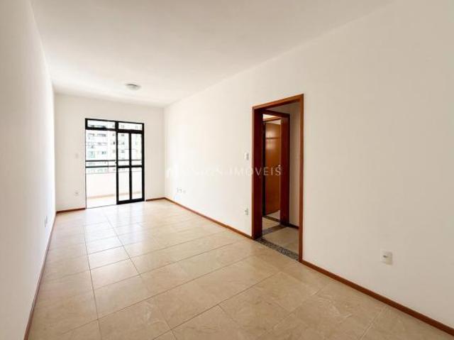 Apartamento de 2 quartos com varanda à venda no bairro Granbery em Juiz de Fora/MG