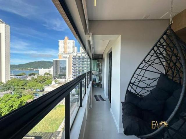 Apartamento de 2 quartos com vista mar na Ponta da Praia!