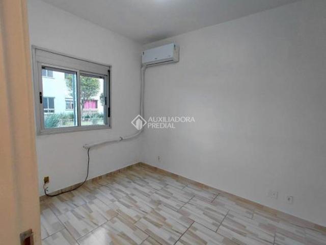 Apartamento de 2 quartos com 1 vaga à venda no bairro Passo das Pedras em Porto Alegre