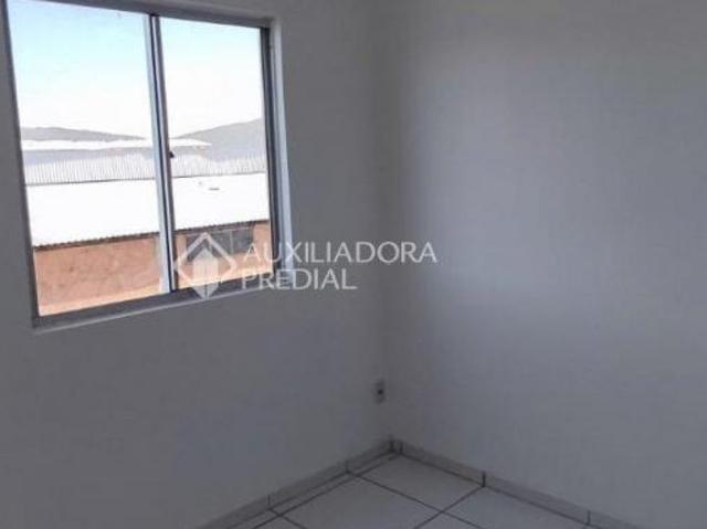 Apartamento de 2 quartos com 1 vaga à venda no Bairro Restinga em Porto Alegre