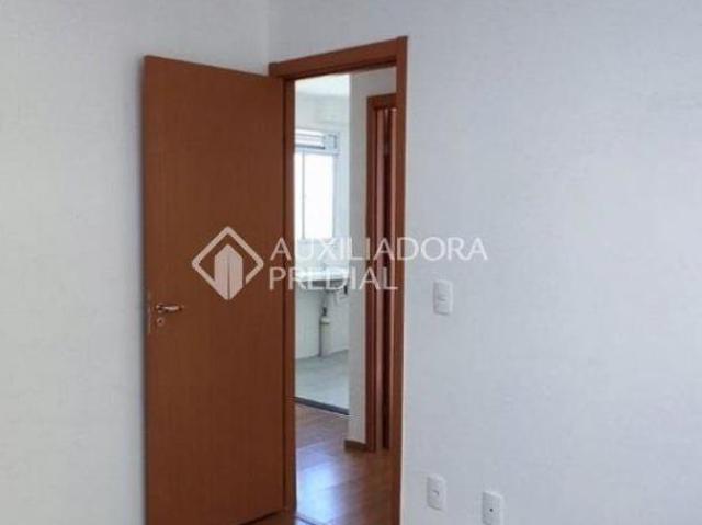 Apartamento de 2 quartos com 1 vaga à venda no Bairro Restinga em Porto Alegre