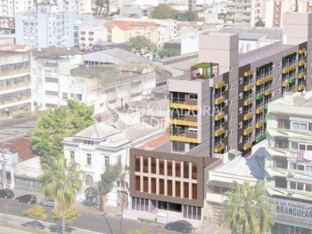 Apartamento de 2 quartos com 1 vaga coberta no bairro Farroupilha