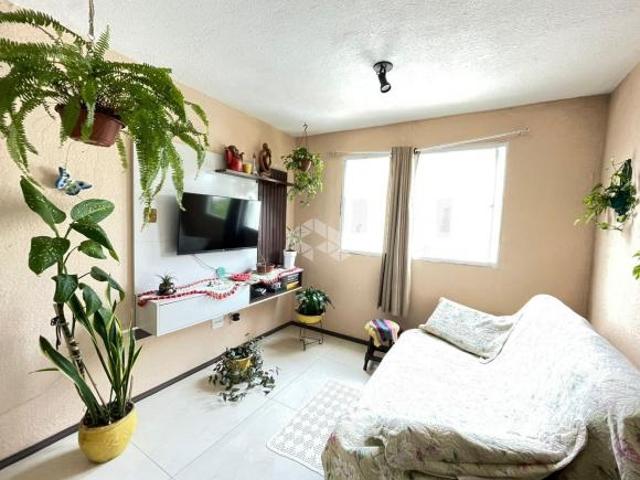 Apartamento de 2 quartos com 1 vaga de garagem no Morro Santana