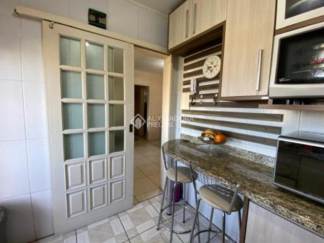 Apartamento de 2 quartos com 1 vaga de garagem