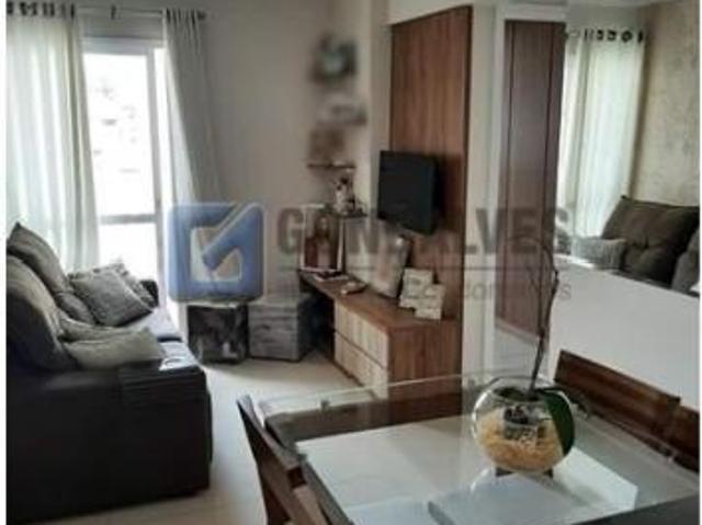 Apartamento de 2 quartos com 1 vaga em Baeta Neves, SBC R$ 375.000