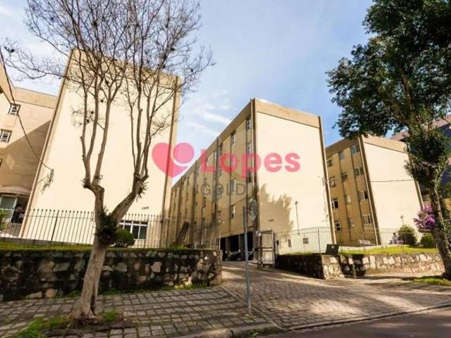 Apartamento de 2 Quartos com 74 m² e Vaga no Cristo Rei | Próximo ao Jardim Botânico