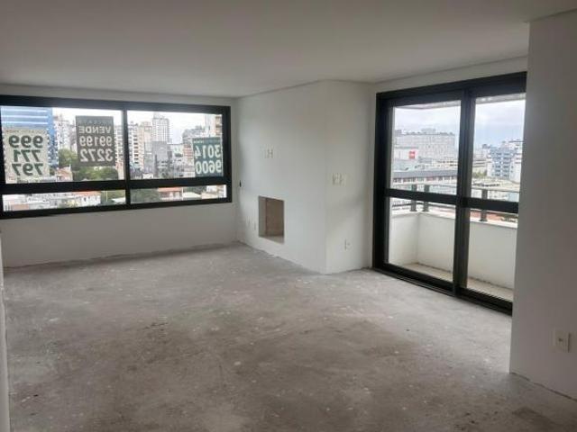 Apartamento de 2 quartos com 88 m², 2 vagas, sacada e churrasqueira Auxiliador
