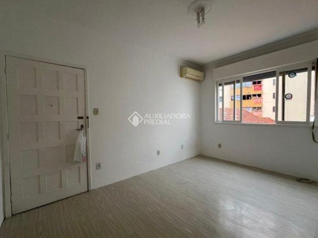 Apartamento de 2 quartos à venda no bairro Moinhos de Vento em Porto Alegre