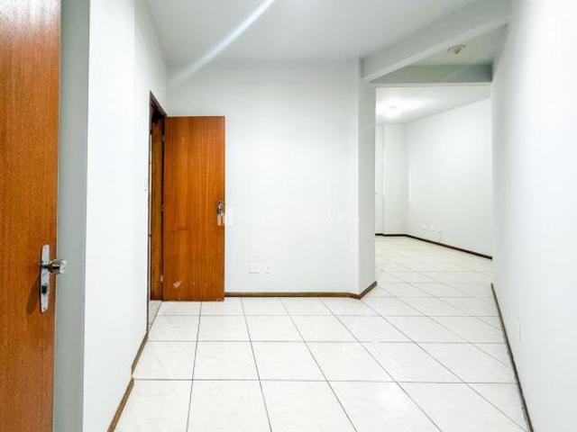 Apartamento de 2 quartos à venda no bairro São Mateus em Juiz de Fora/MG
