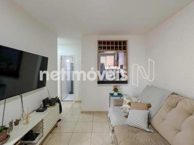 Apartamento de 2 quartos à venda no Castelo