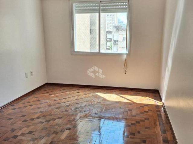 Apartamento de 2 quartos à venda no Centro Histórico de Porto Alegre/RS