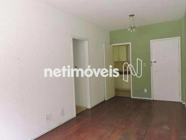 Apartamento de 2 quartos à venda no Colégio Batista!