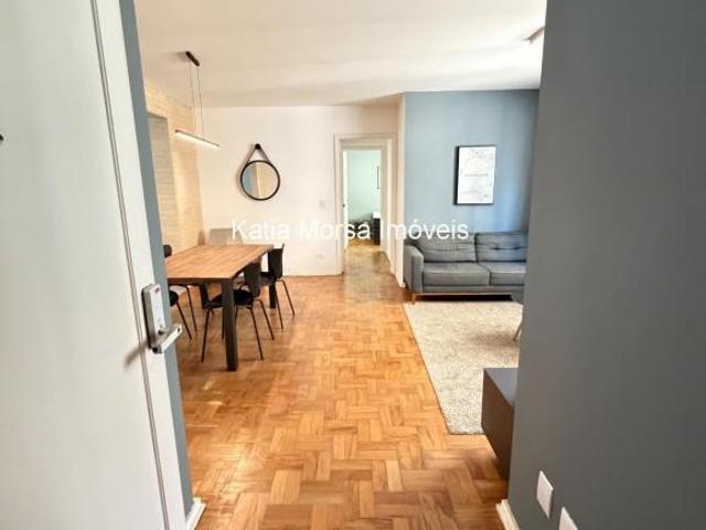 Apartamento de 2 quartos e 1 suíte na Consolação, São Paulo SP: 94m², sala ampla e vaga de garagem